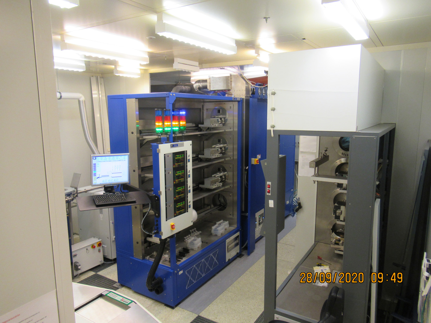 New oxidation furnace to strengthen the MEMS development in the Centre ...